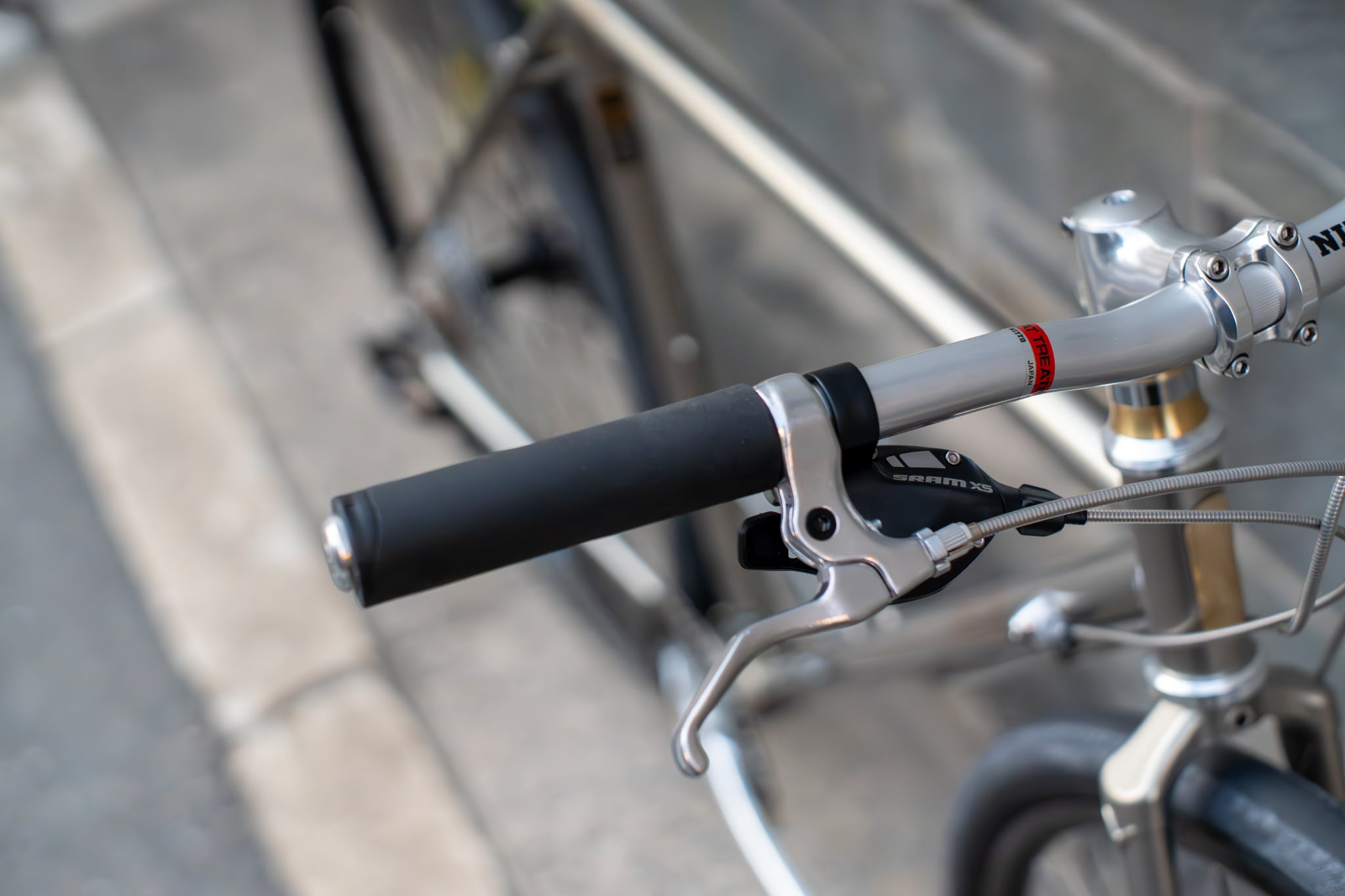 グラベルもゆくゆく。国産クロモリコミューターからEBS STUFFを始めてみる。 – EBS KYOTO