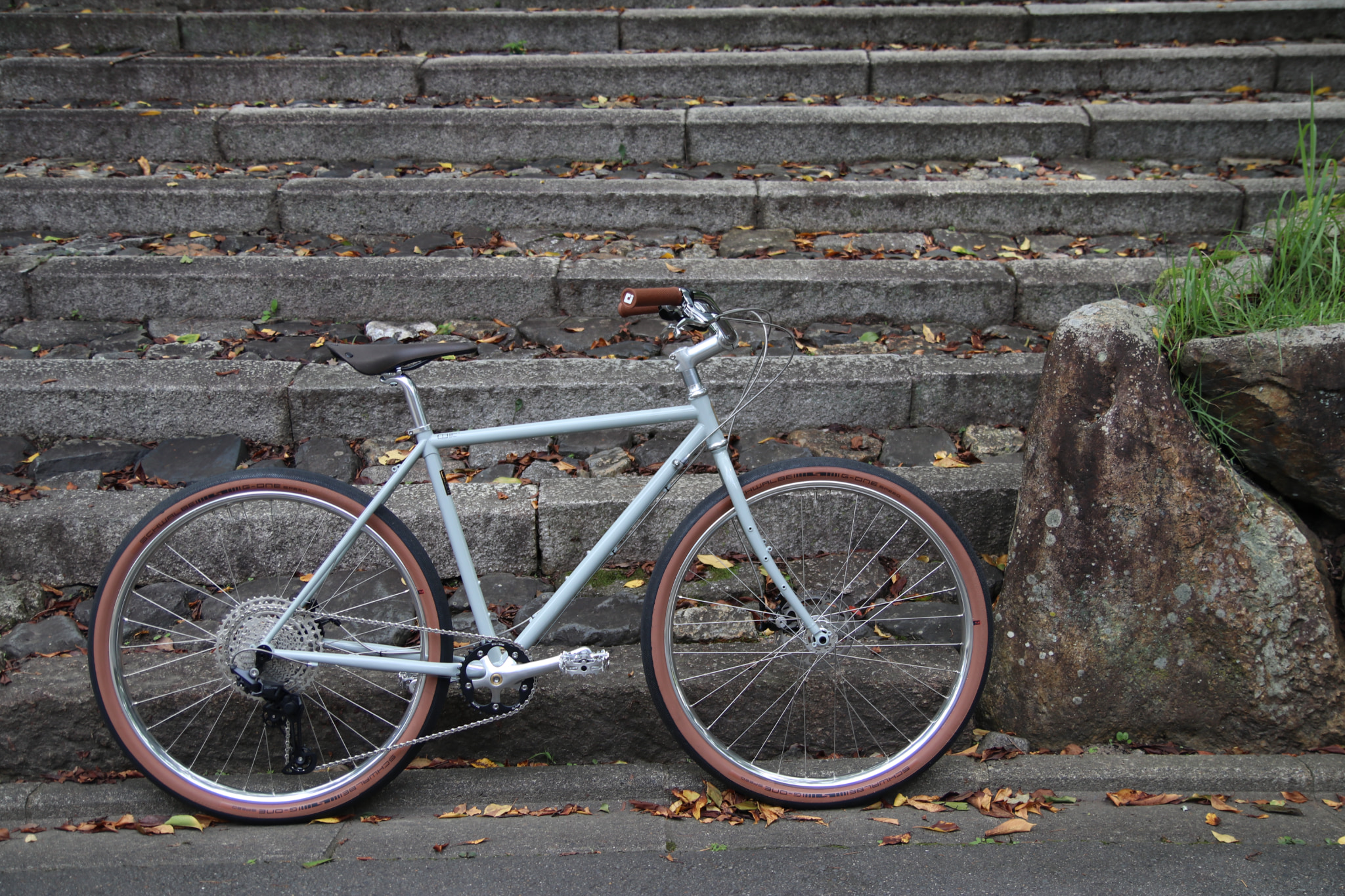 クロモリのオールドMTBスタイルを現行規格で作る。 – EBS KYOTO