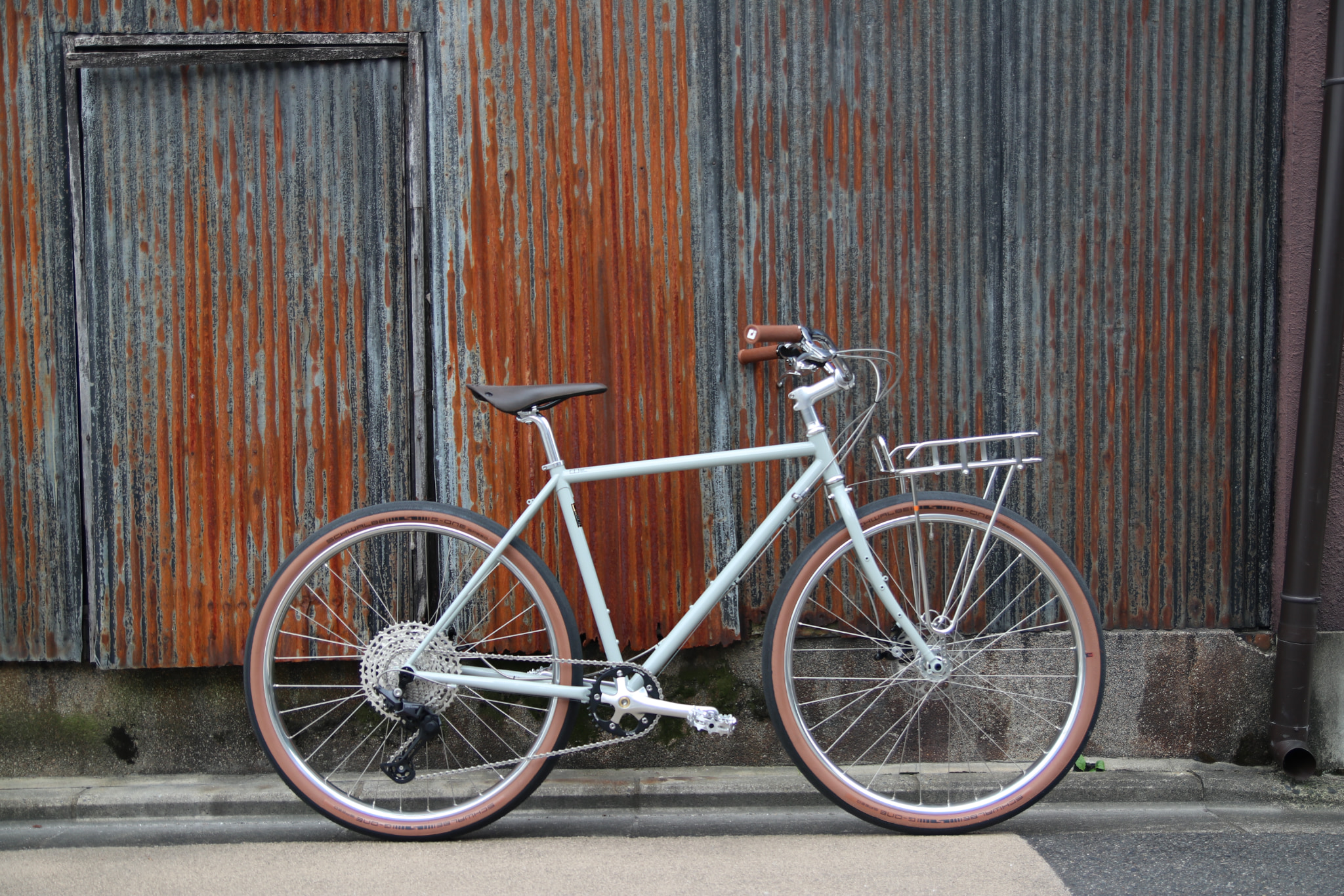 クロモリのオールドMTBスタイルを現行規格で作る。 – EBS KYOTO